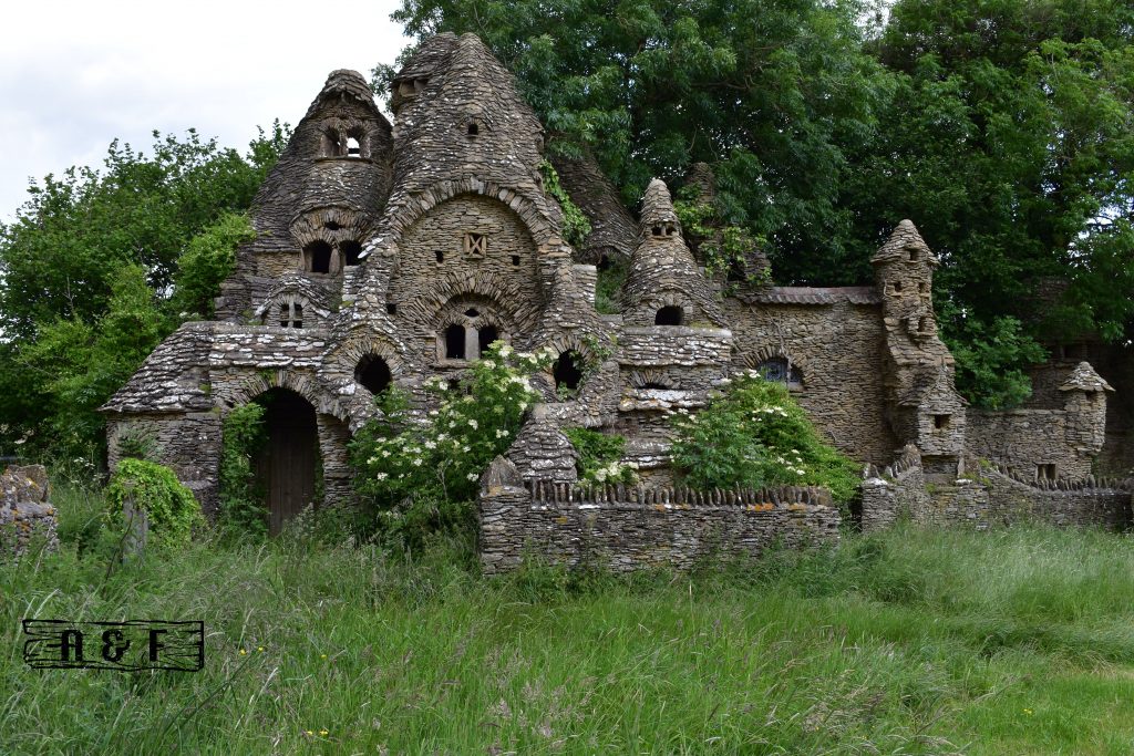 Hobbit House, England – Abandoned And Forgotten Uk